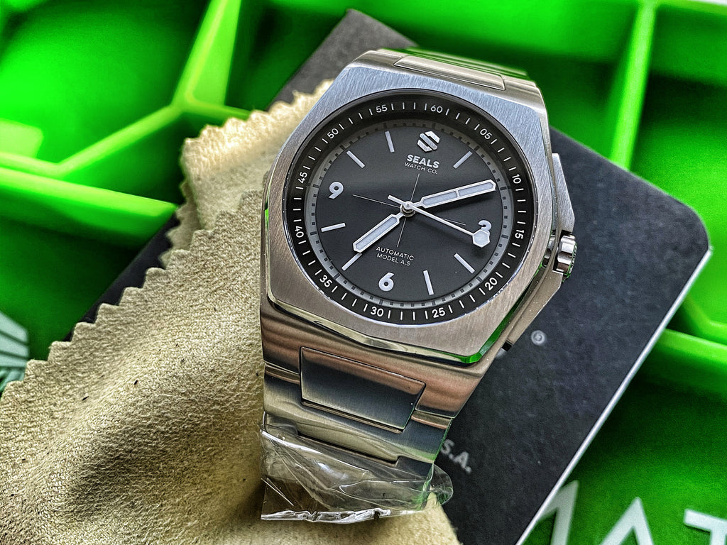 Model A.5 Automatic Steel Integrated Sport Watch - Michael Knight ...